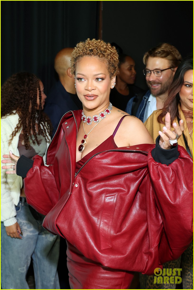 Rihanna Flaunts Natural Hair Again for Fenty Hair Launch Event in L.A.: Photo 5048481 | Rihanna ...