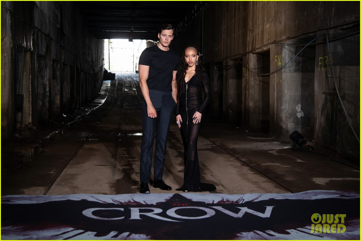 Bill Skarsgard Is Looking Buff in New Photos from 'The Crow' London ...