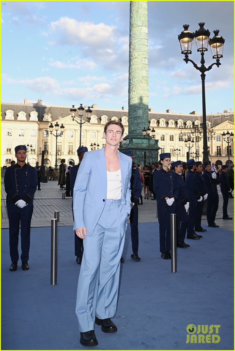 Vogue World: Paris 2024 - See Photos of Every Celebrity Attendee ...