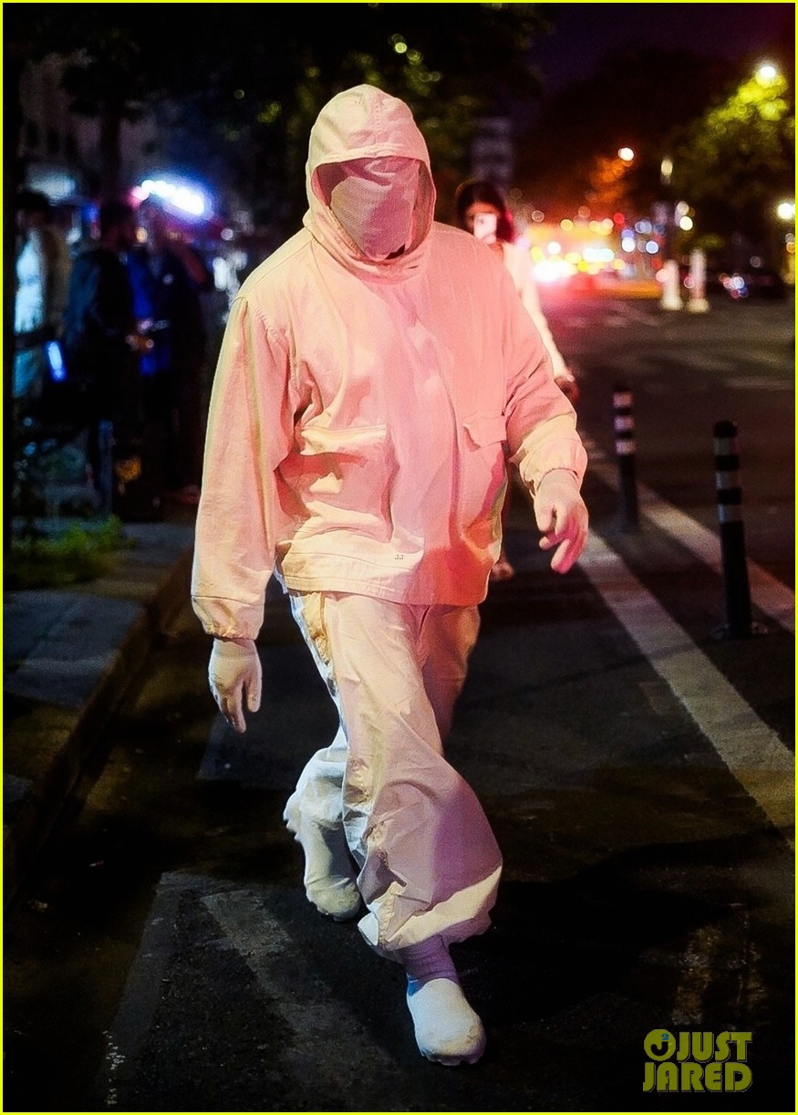 Kanye West Goes Completely Covered Up as Wife Bianca Censori Sports ...