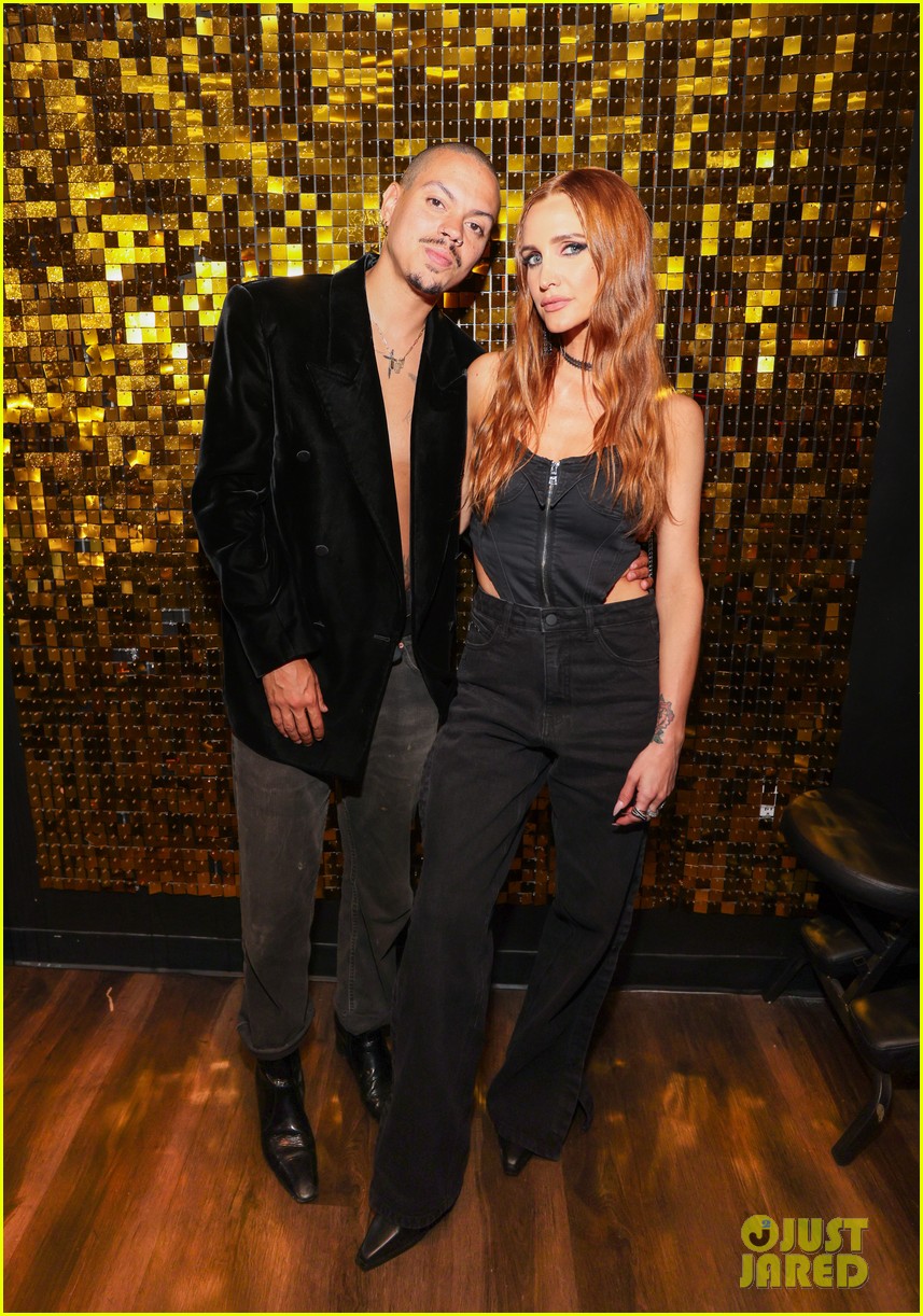 Ashlee Simpson Makes Return to Music for 'Autobiography' Anniversary ...