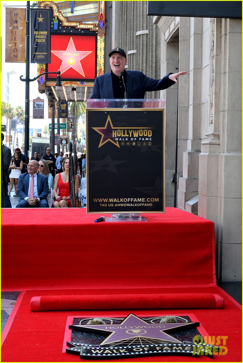 Chris Evans, Sebastian Stan, Brie Larson & More Marvel Stars Assemble ...