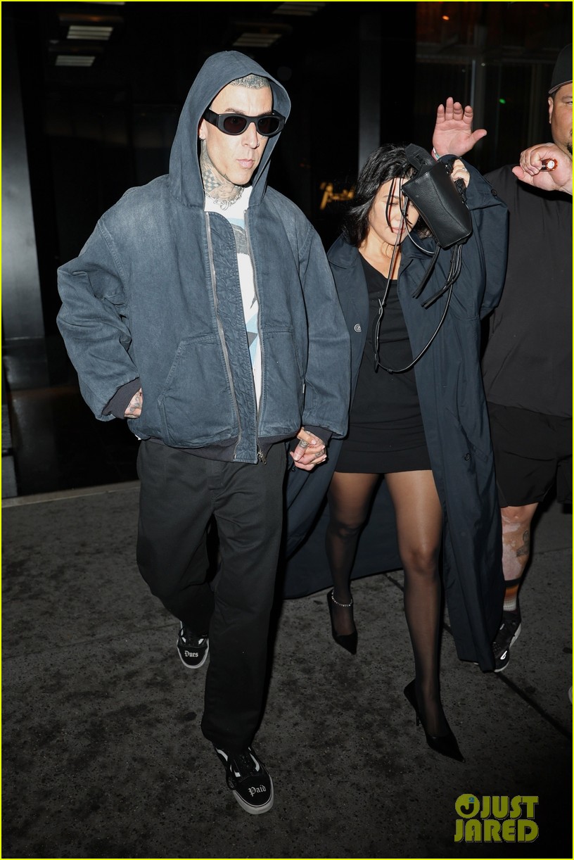 Kourtney Kardashian & Travis Barker All Smiles on Date Night in NYC ...