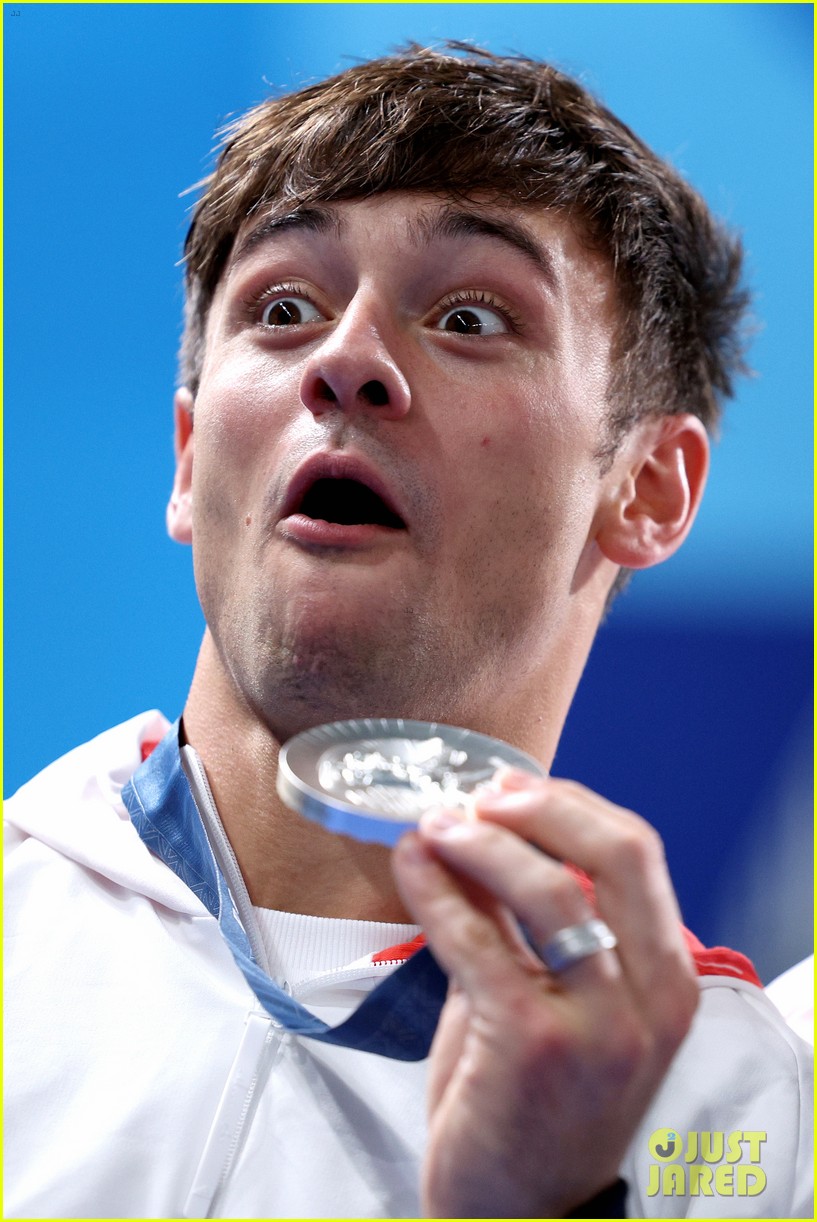 Tom Daley Wins Silver Medal at 2024 Olympics While Husband Dustin Lance ...