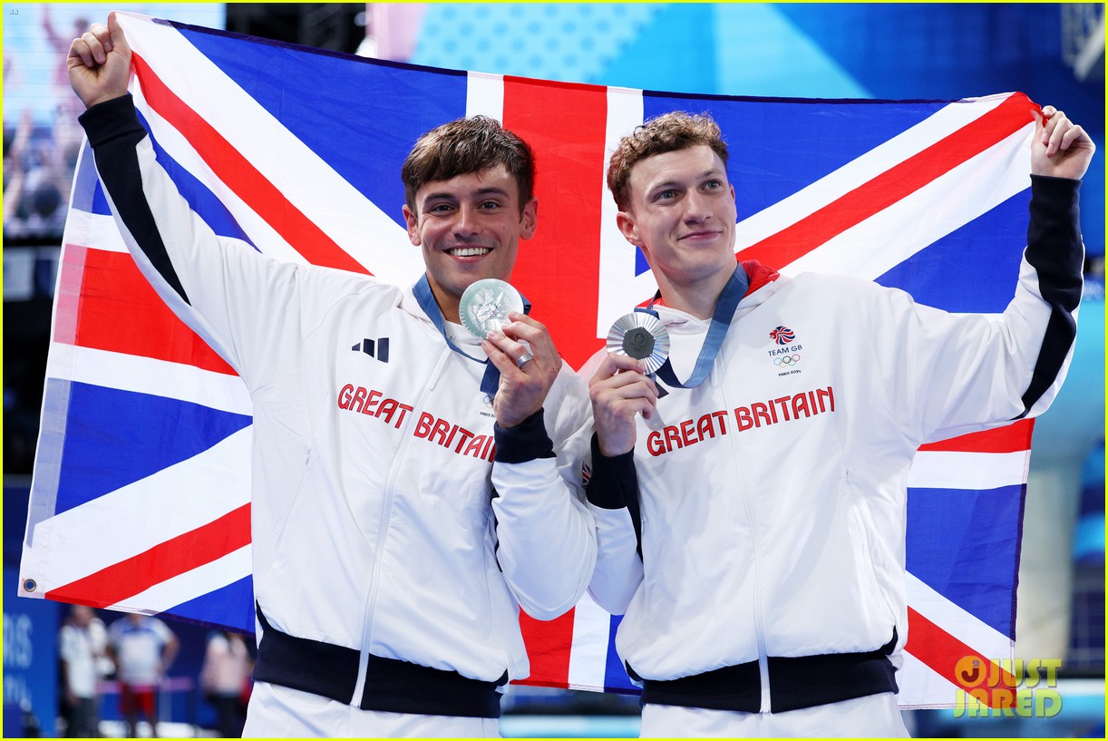 Tom Daley Wins Silver Medal at 2024 Olympics While Husband Dustin Lance ...