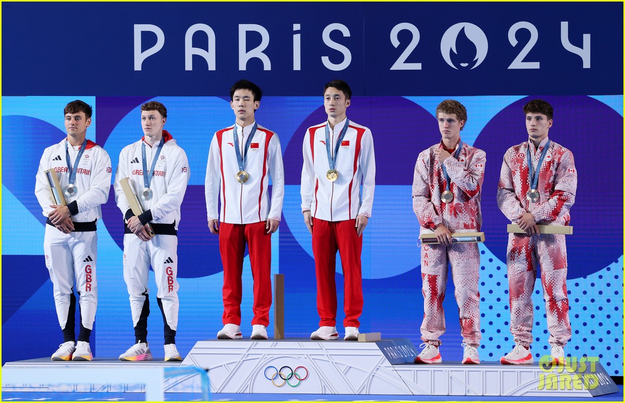 Tom Daley Wins Silver Medal at 2024 Olympics While Husband Dustin Lance ...