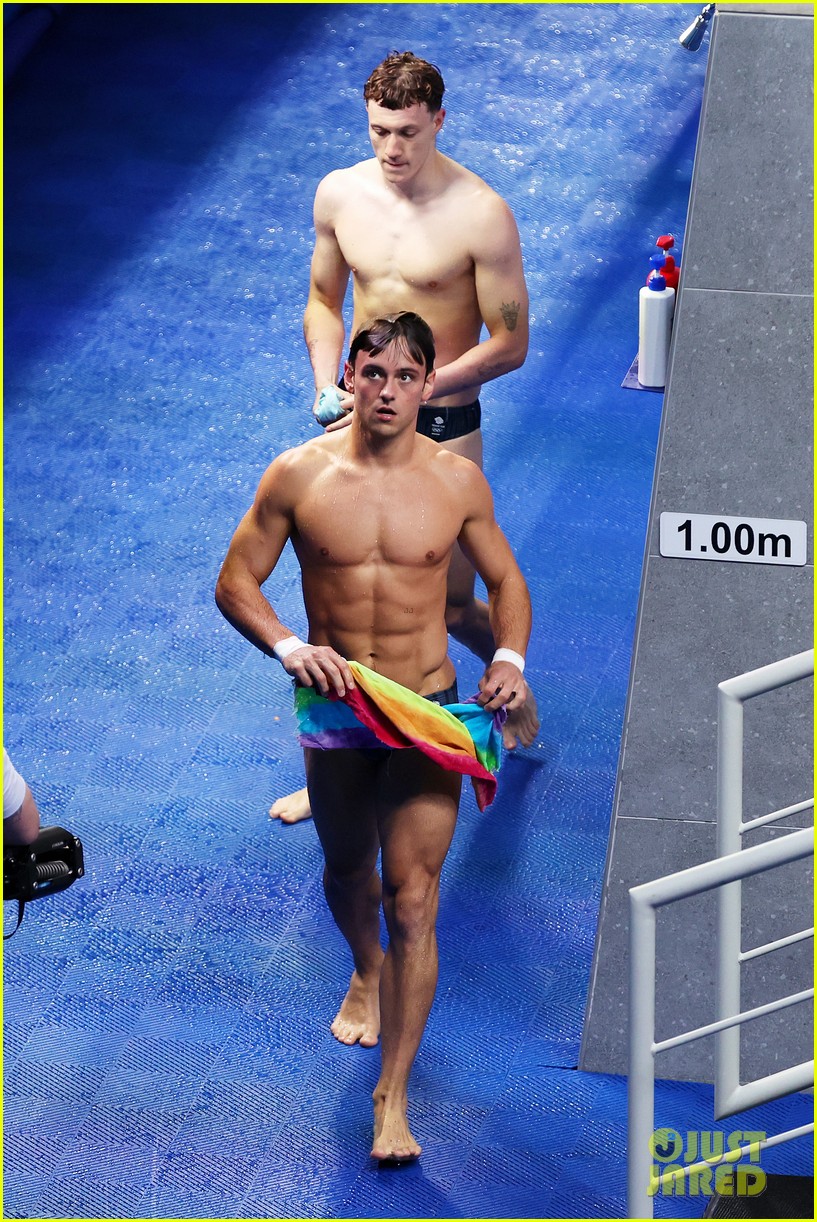 Tom Daley Wins Silver Medal at 2024 Olympics While Husband Dustin Lance ...