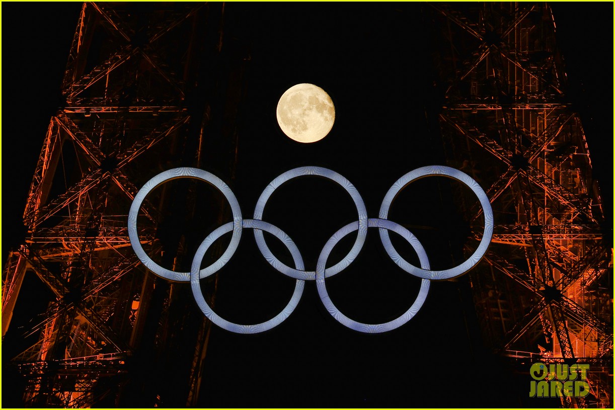 The Moon Lines Up Perfectly with Eiffel Tower's Olympic Rings, Photos ...