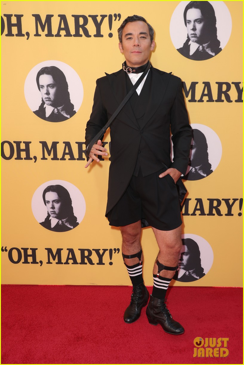 Cole Escola's 'Oh, Mary!' Gets Rave Reviews on Broadway Opening Night ...