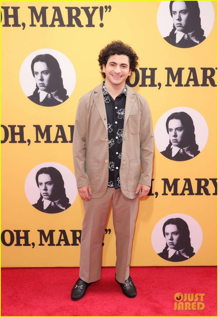 Cole Escola's 'Oh, Mary!' Gets Rave Reviews on Broadway Opening Night ...