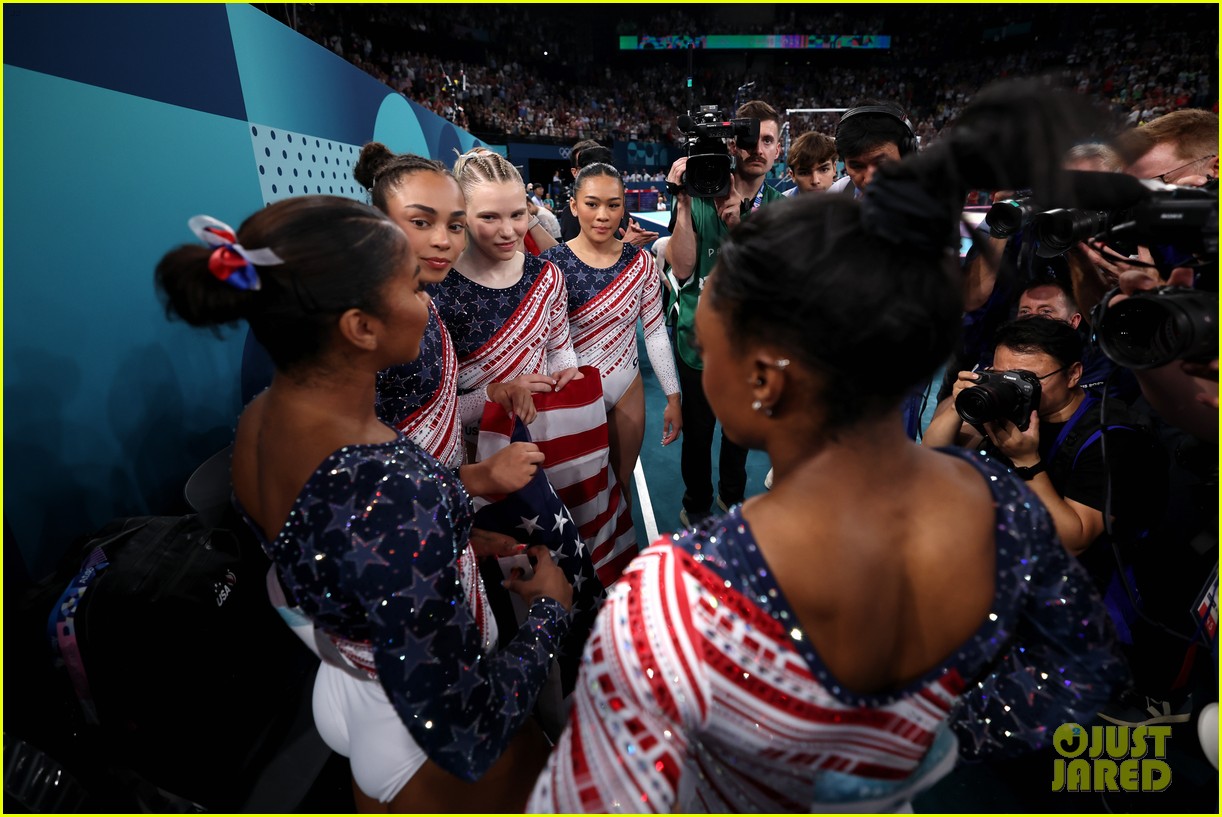 Team USA Wins Gold at Women's Gymnastics Team Final, Simone Biles ...