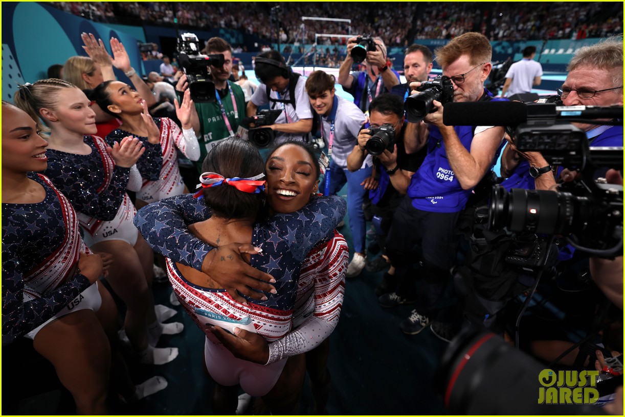 Team USA Wins Gold at Women's Gymnastics Team Final, Simone Biles ...