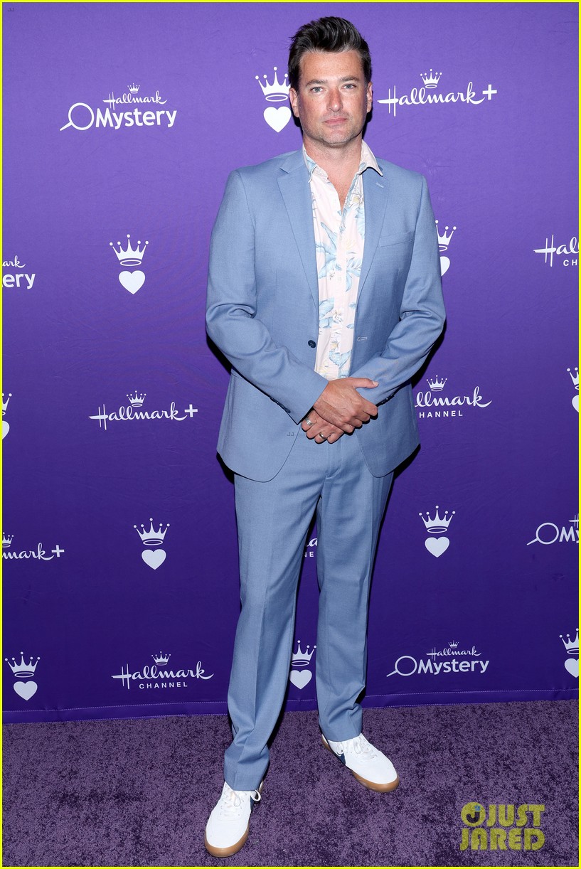 Luke Macfarlane, Lacey Chabert & More Promote New Hallmark Unscripted Shows at TCA Panel for ...