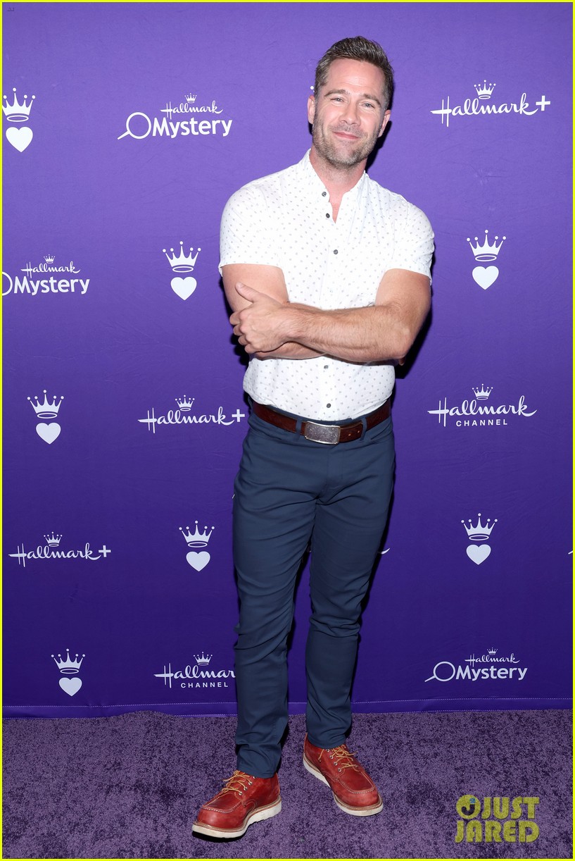 Luke Macfarlane, Lacey Chabert & More Promote New Hallmark Unscripted Shows at TCA Panel for ...