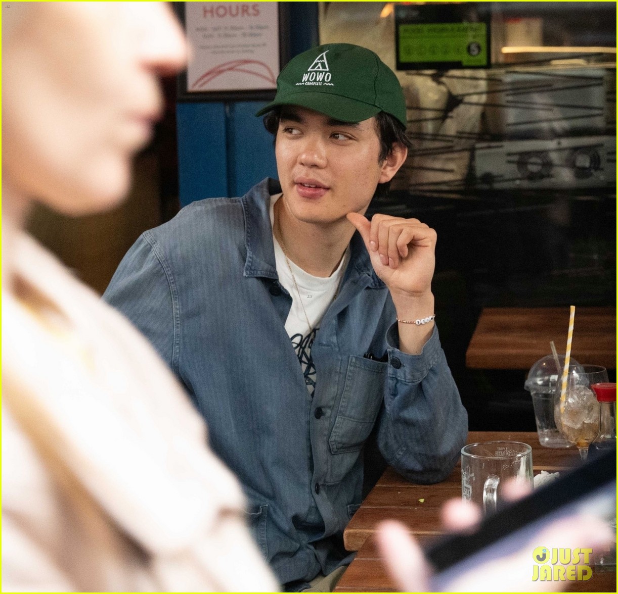 Heartstopper's Kit Connor, Joe Locke, Tobie Donovan & William Gao Have ...