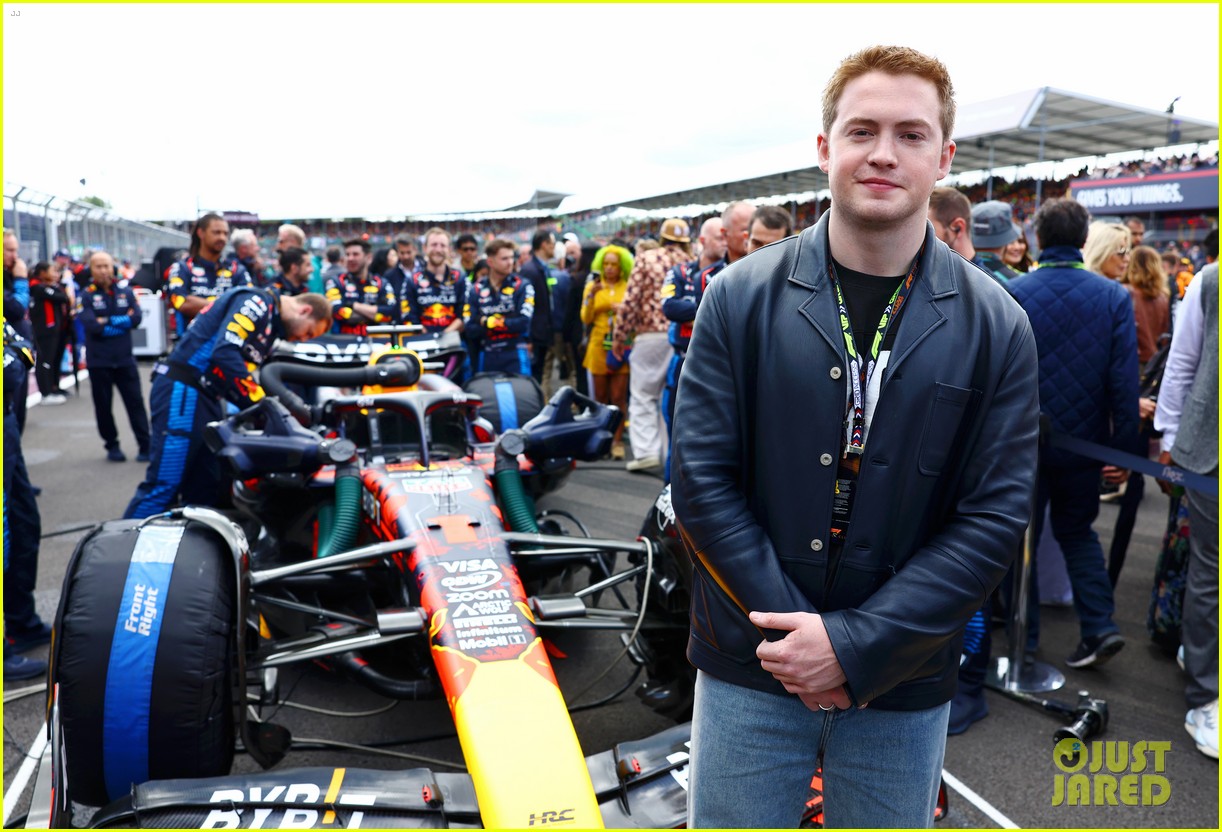 Kit Connor, Gordon Ramsay, Harris Dickinson & More Celebs Attend F1 ...