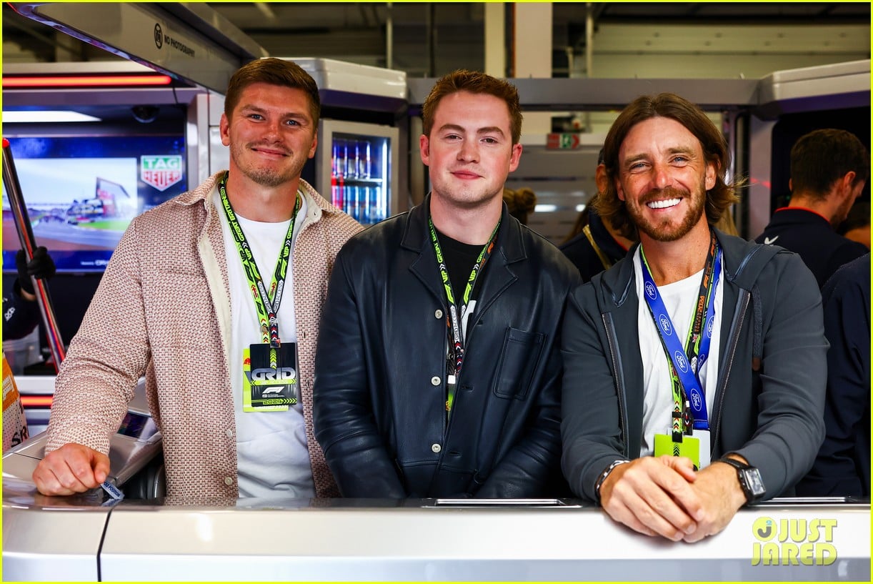 Kit Connor, Gordon Ramsay, Harris Dickinson & More Celebs Attend F1 ...