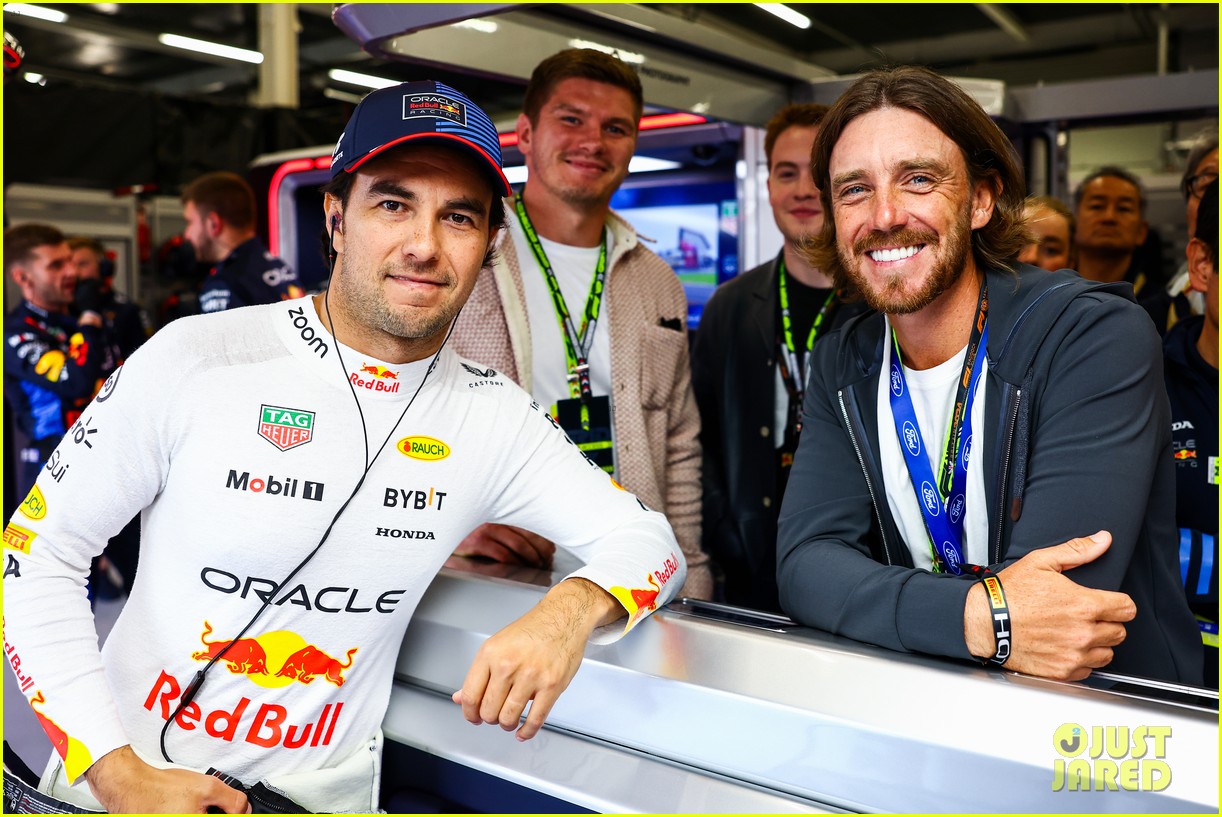 Kit Connor, Gordon Ramsay, Harris Dickinson & More Celebs Attend F1 ...