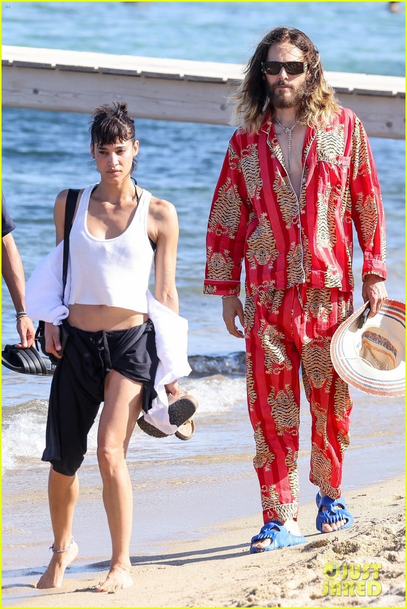 Jared Leto & Sofia Boutella Hang Out on Vacation in Saint-Tropez: Photo 5056650 | Jared Leto ...