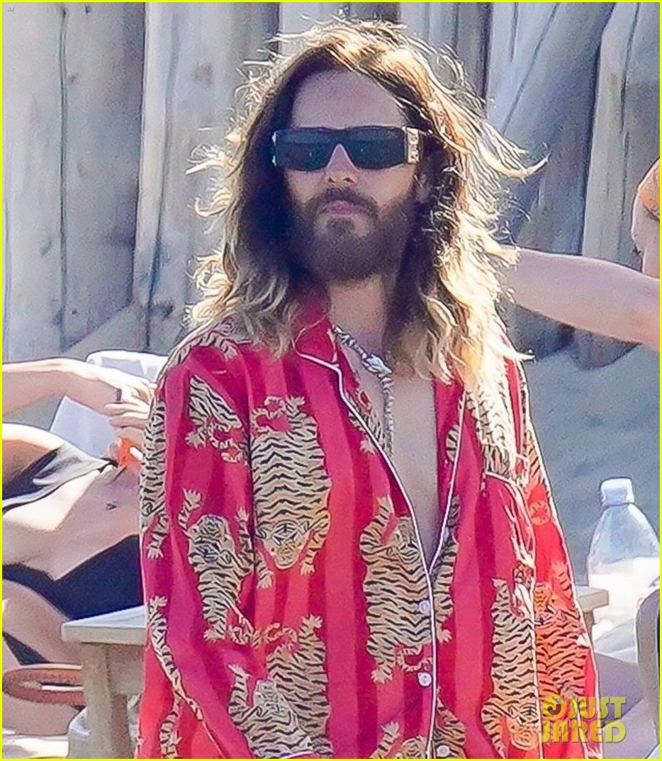 Jared Leto & Sofia Boutella Hang Out on Vacation in Saint-Tropez: Photo ...