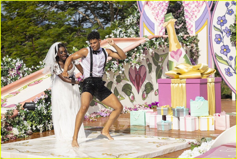 'Love Island USA' Top 4 Couples Revealed Ahead of Season 6 Finale ...