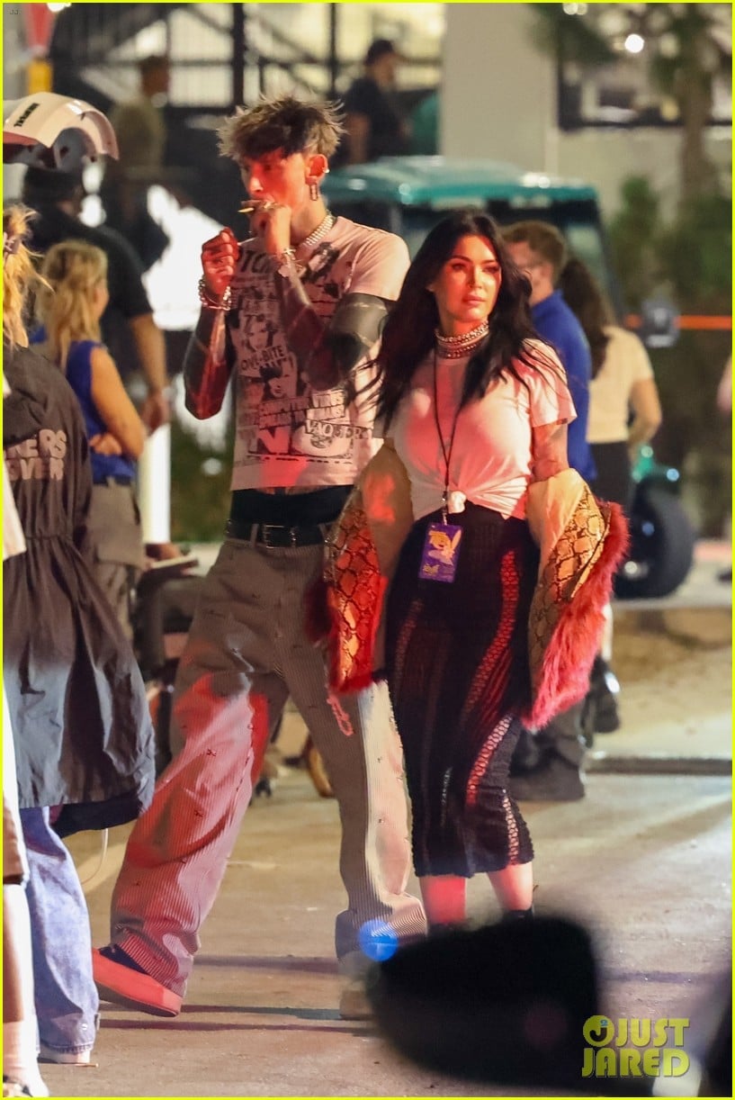 Megan Fox & Machine Gun Kelly Support His Bestie Travis Barker at Blink ...