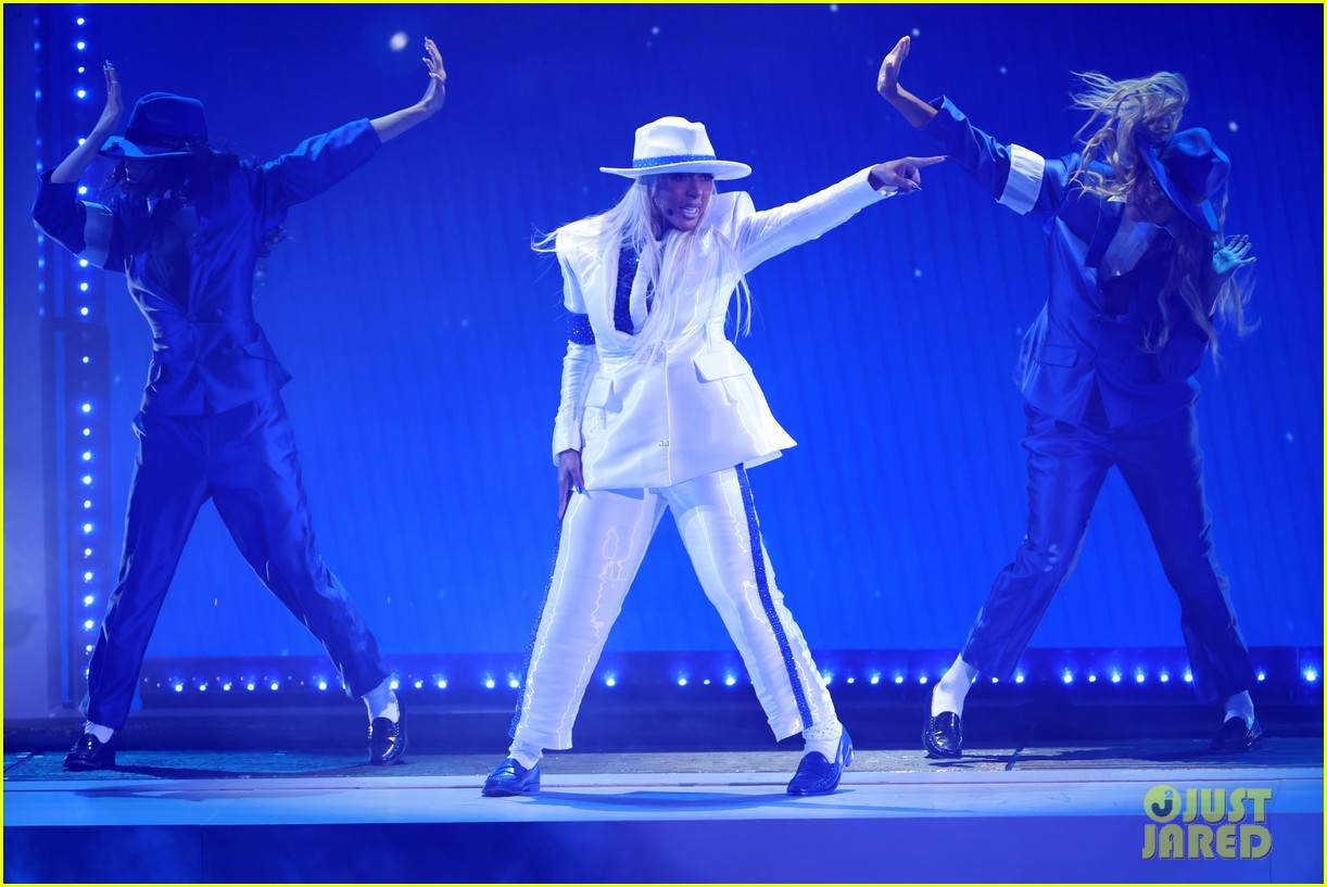 Victoria Monet Pays Tribute to Michael Jackson with Matching White Suit ...