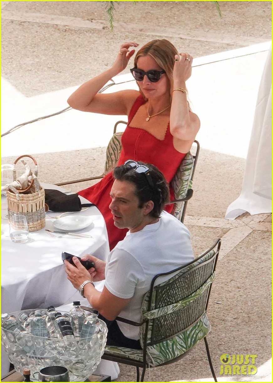 Sebastian Stan & Annabelle Wallis Spotted on Vacation in Italy with Her ...