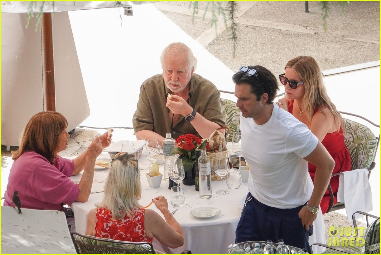 Sebastian Stan & Annabelle Wallis Spotted on Vacation in Italy with Her ...