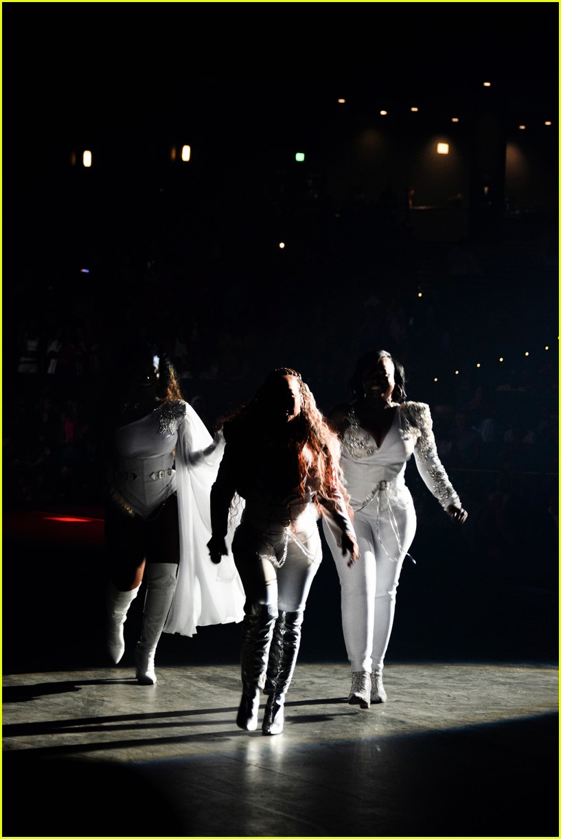 SWV & Xscape 'The Queens of R&B' Tour Set List Revealed After Opening ...