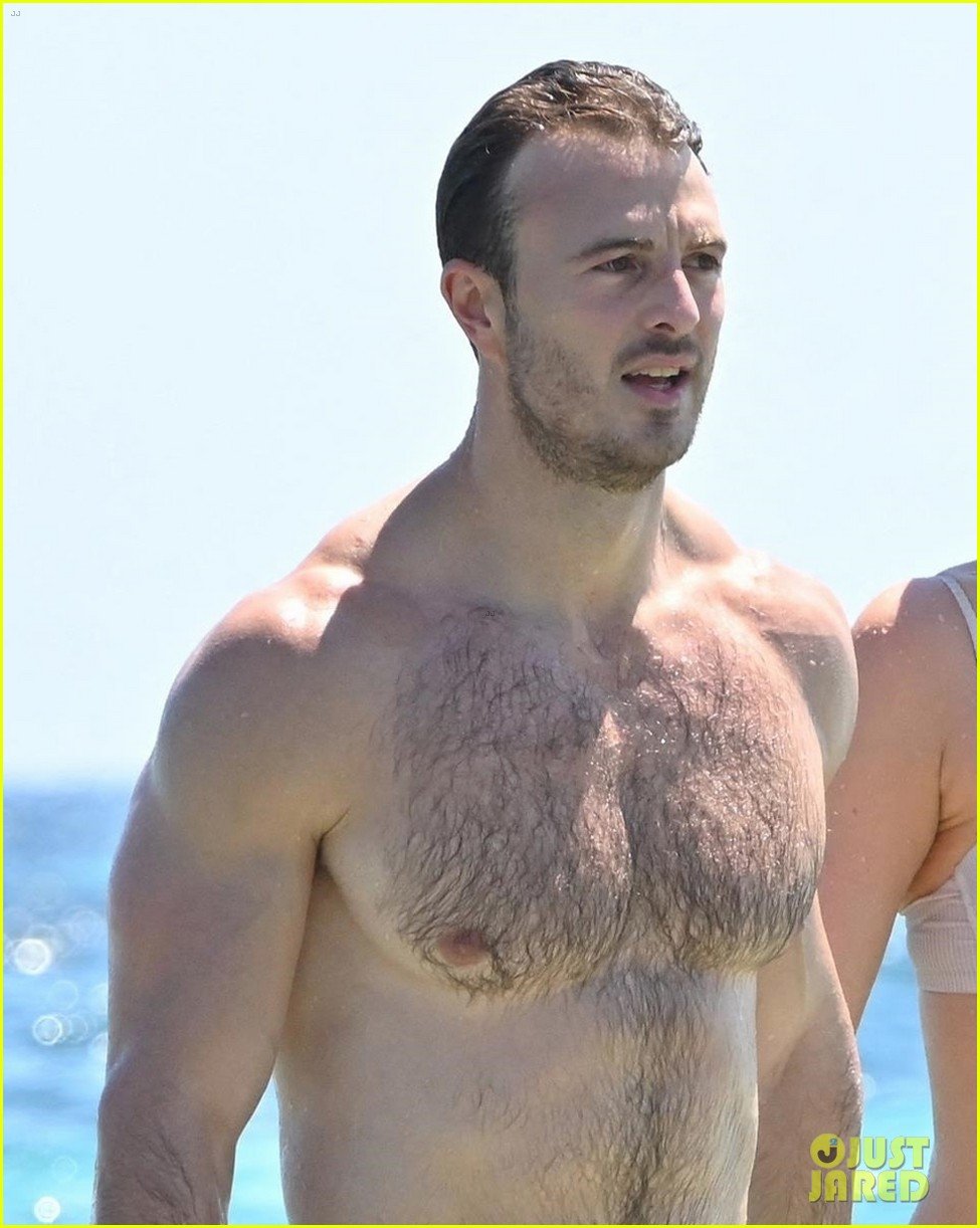 Toni Garrn Hits the Beach with New Boyfriend Joshua Phitoussi, One Year After Divorce from Alex ...