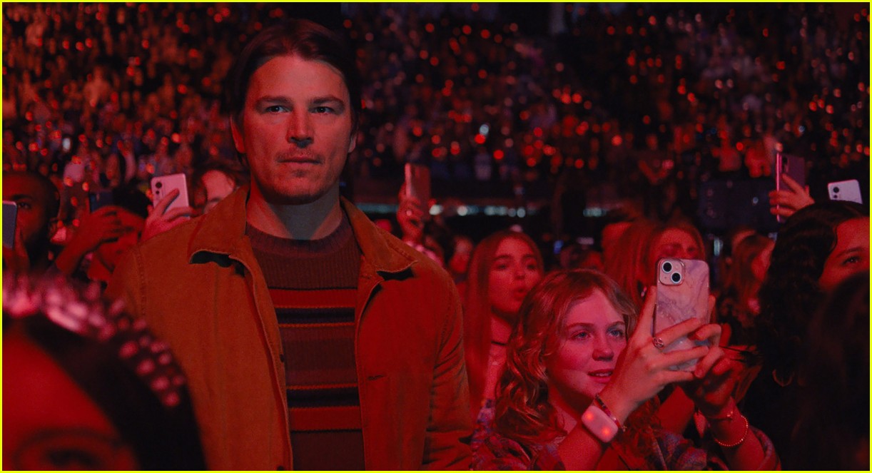 M. Night Shyamalan's 'Trap' Trailer Reveals Josh Hartnett as a Killer Causing Chaos - Watch now ...