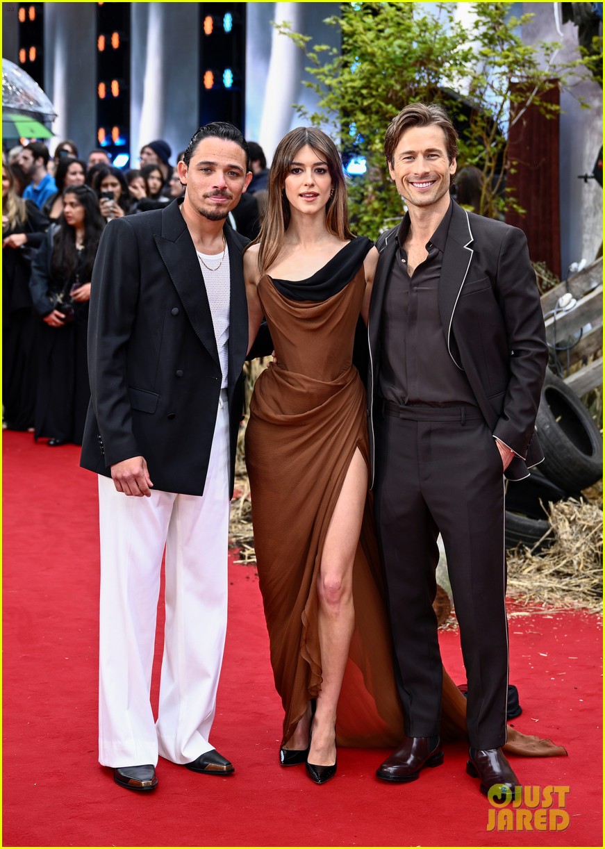 Photo: daisy edgar jones glen powell london premiere of twisters 27 ...