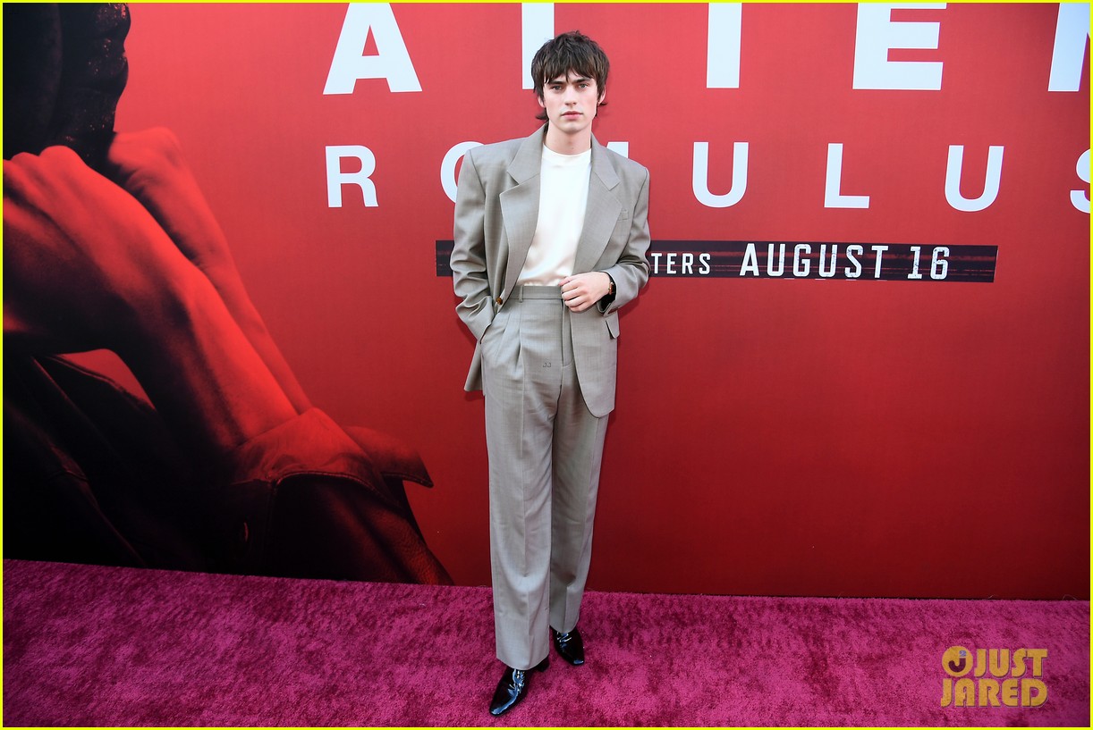 Photo: alien romulus world premiere red carpet 14 | Photo 5063302 ...
