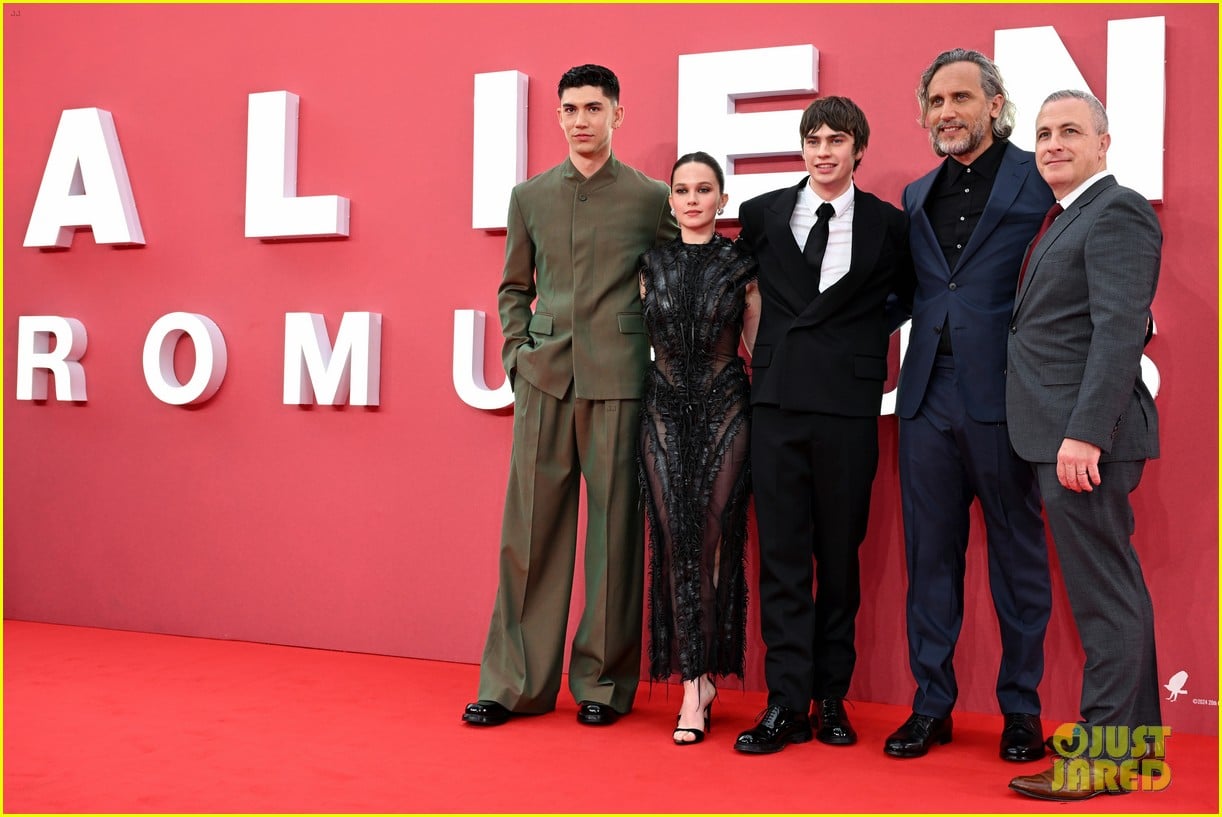 Cailee Spaeny Reunites with 'Alien: Romulus' Co-Stars at London ...