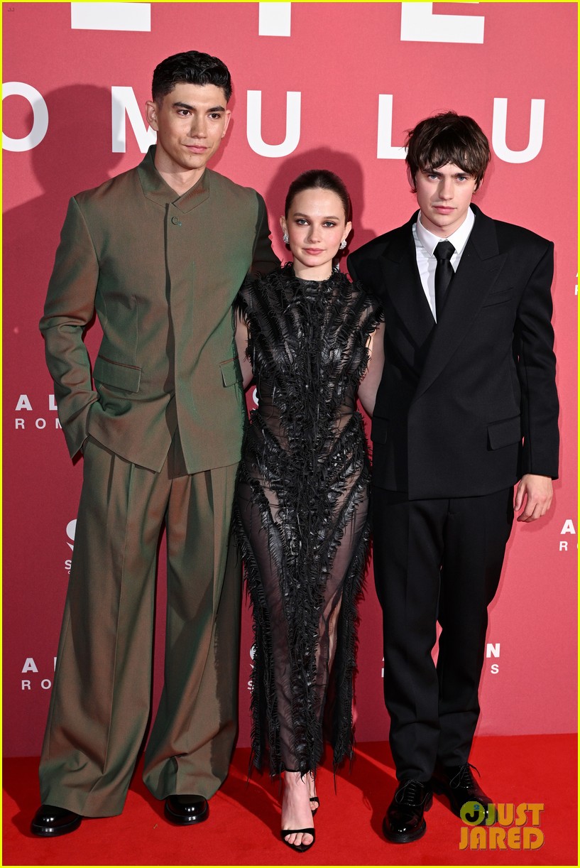 Cailee Spaeny Reunites with 'Alien: Romulus' Co-Stars at London ...