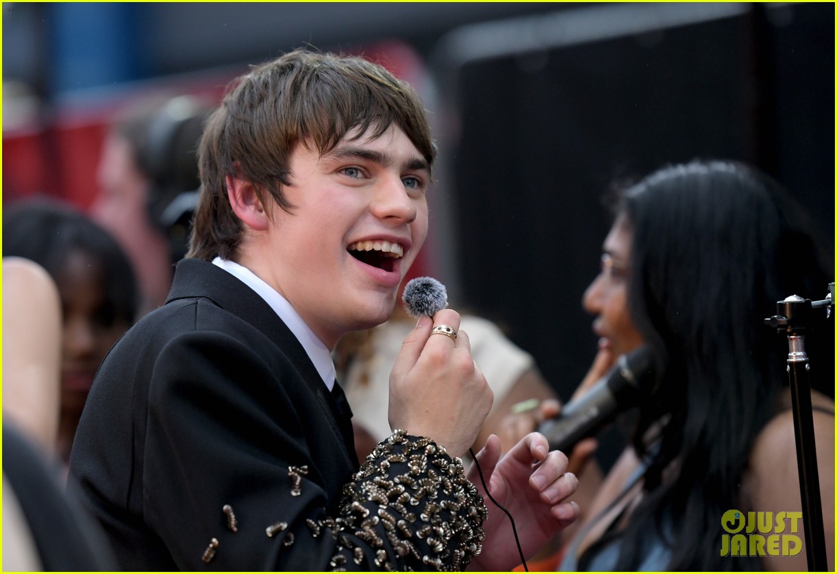 Cailee Spaeny Reunites with 'Alien: Romulus' Co-Stars at London ...