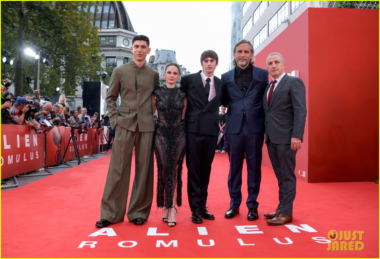 Cailee Spaeny Reunites with 'Alien: Romulus' Co-Stars at London ...