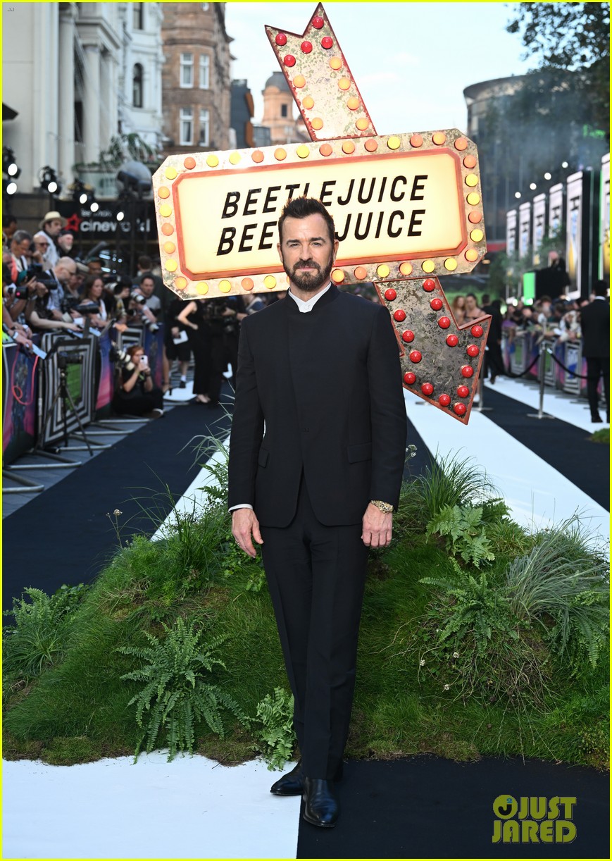 Justin Thereoux is Joined by New Fiancee Nicole Brydon Bloom at UK ...