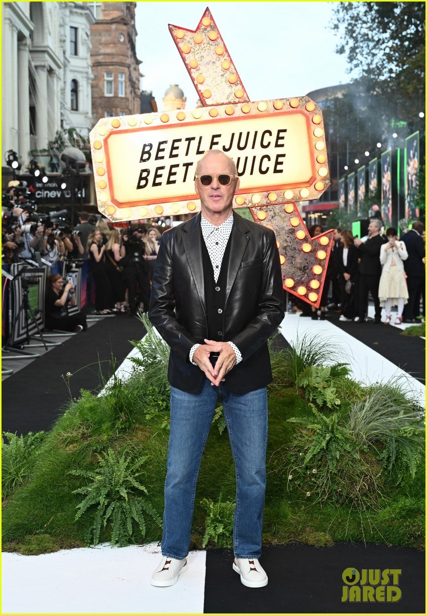 Justin Thereoux is Joined by New Fiancee Nicole Brydon Bloom at UK ...