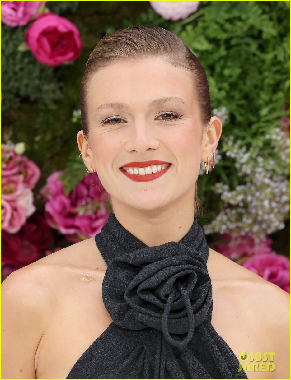 Blake Lively Gives Us Another Major Red Carpet Moment at 'It Ends With ...