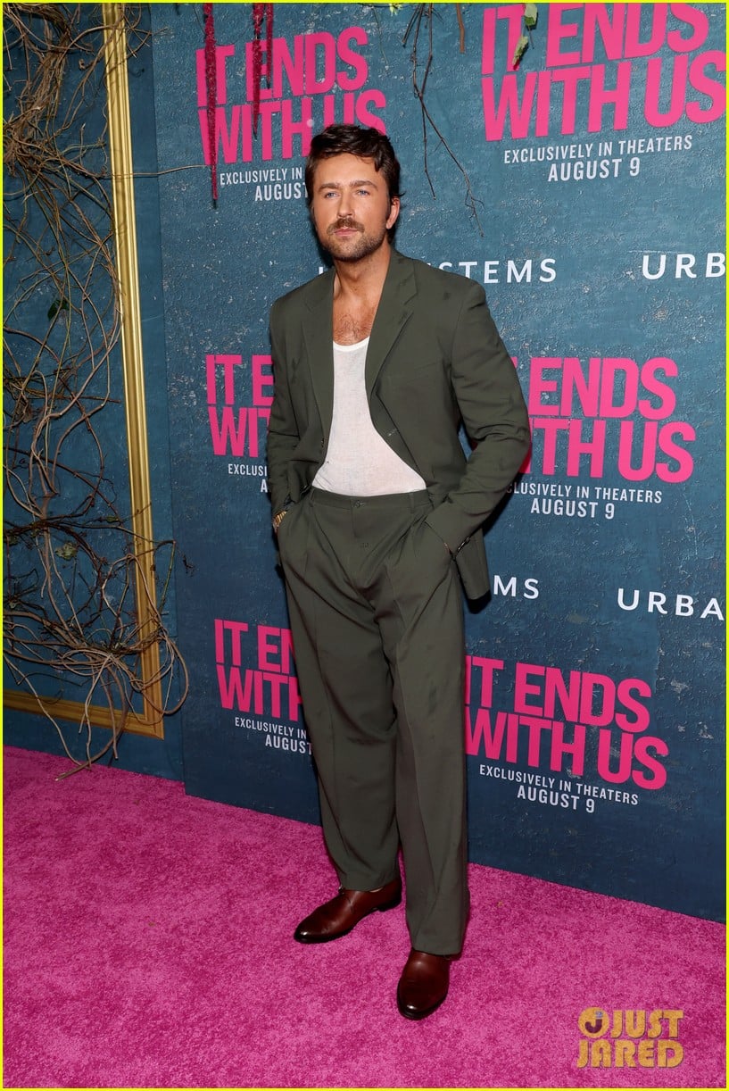 Brandon Sklenar Gets Girlfriend Courtney Salviolo's Support at 'It Ends ...