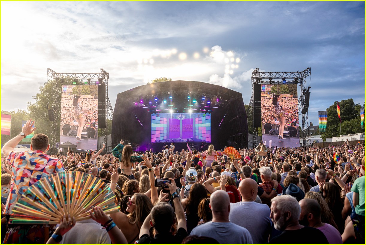 Girls Aloud & Sophie Ellis-Bextor Perform at Brighton & Hove Pride 2024 ...