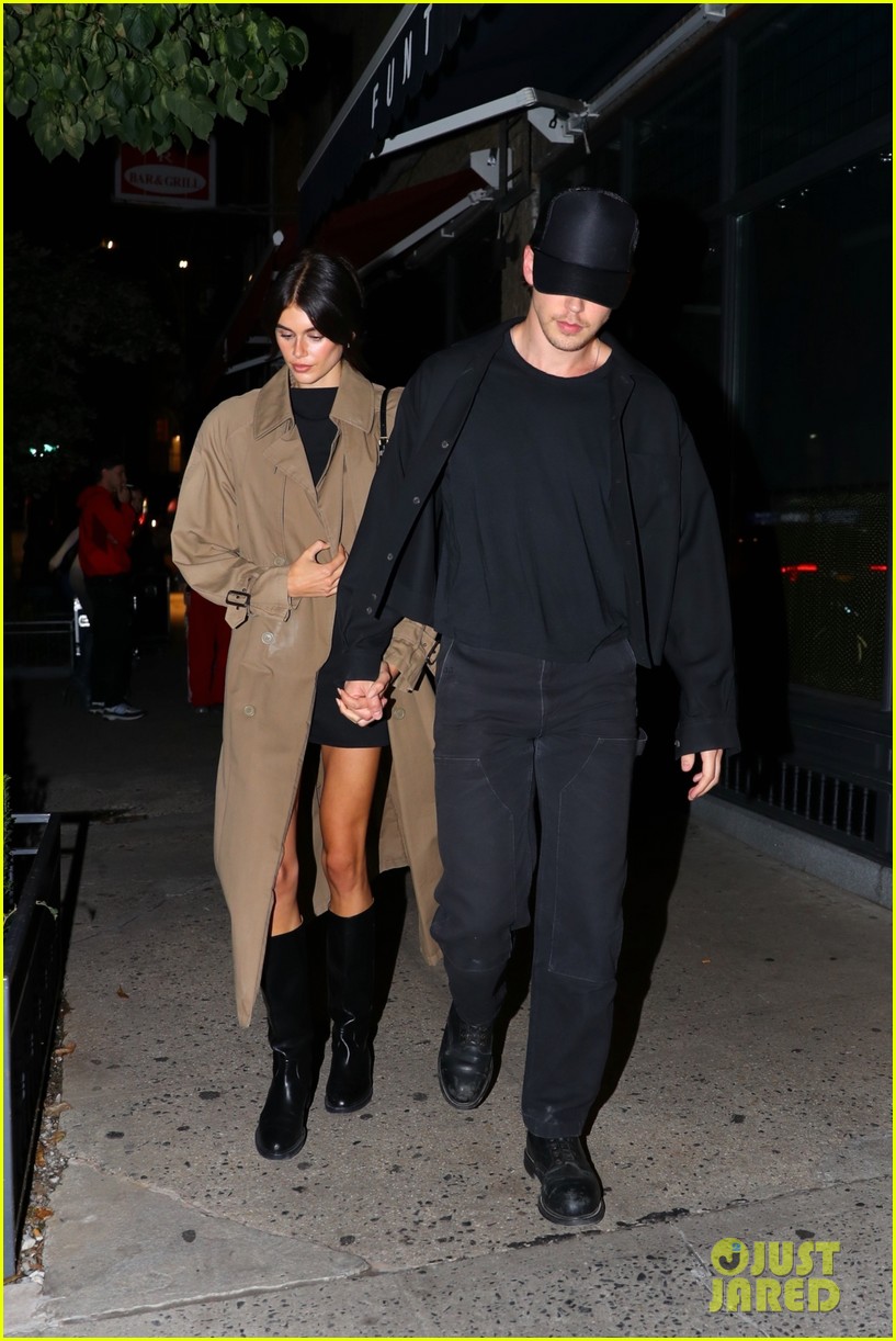 Austin Butler & Girlfriend Kaia Gerber Spotted on NYC Date Night After ...