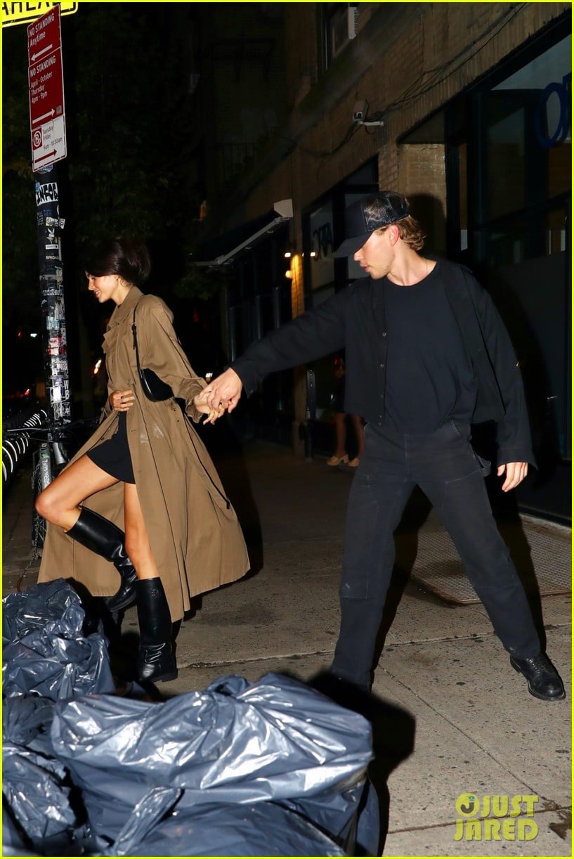 Austin Butler & Girlfriend Kaia Gerber Spotted on NYC Date Night After ...