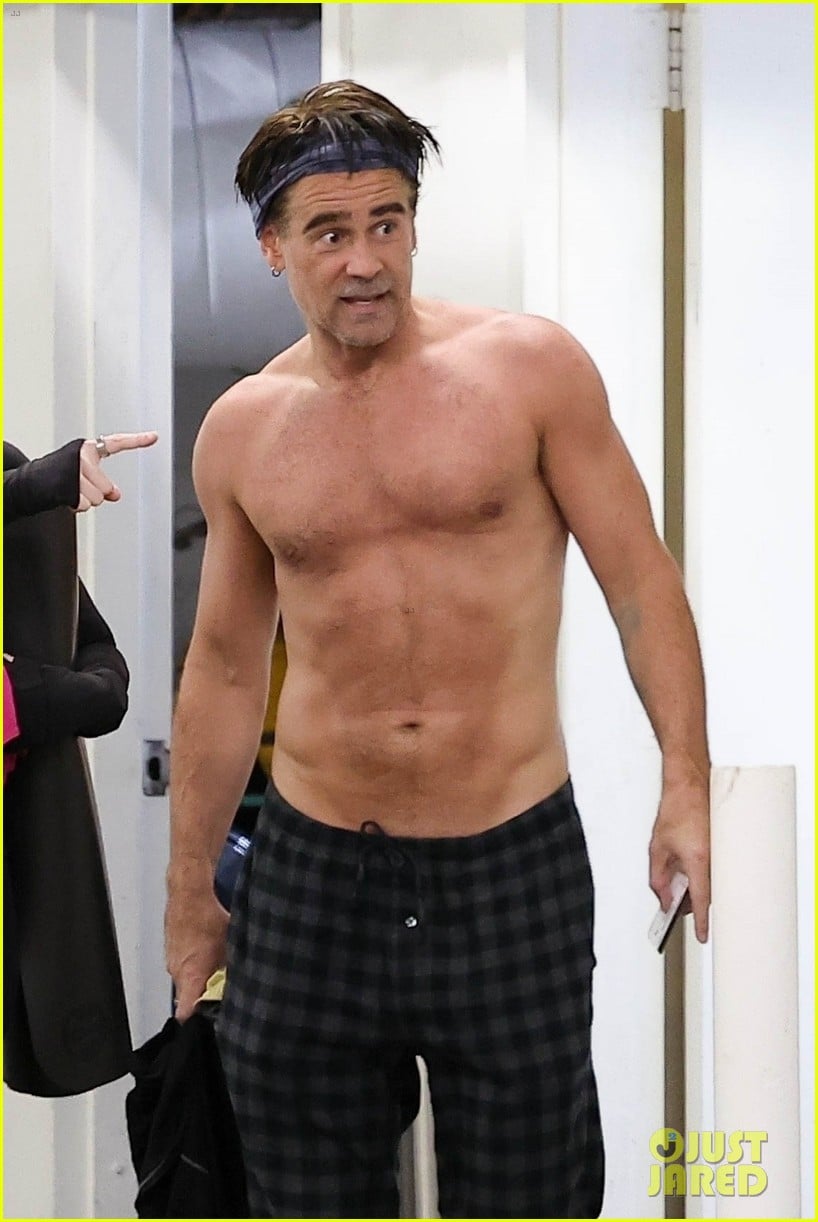 Colin Farrell Steps Out Shirtless After His Yoga Class: Photo 5066805 ...