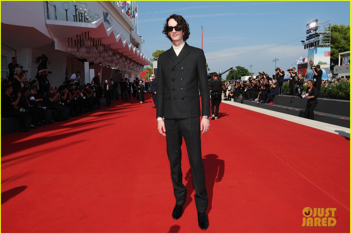 Cate Blanchett & 'Disclaimer' Cast Attend Second Premiere at Venice ...