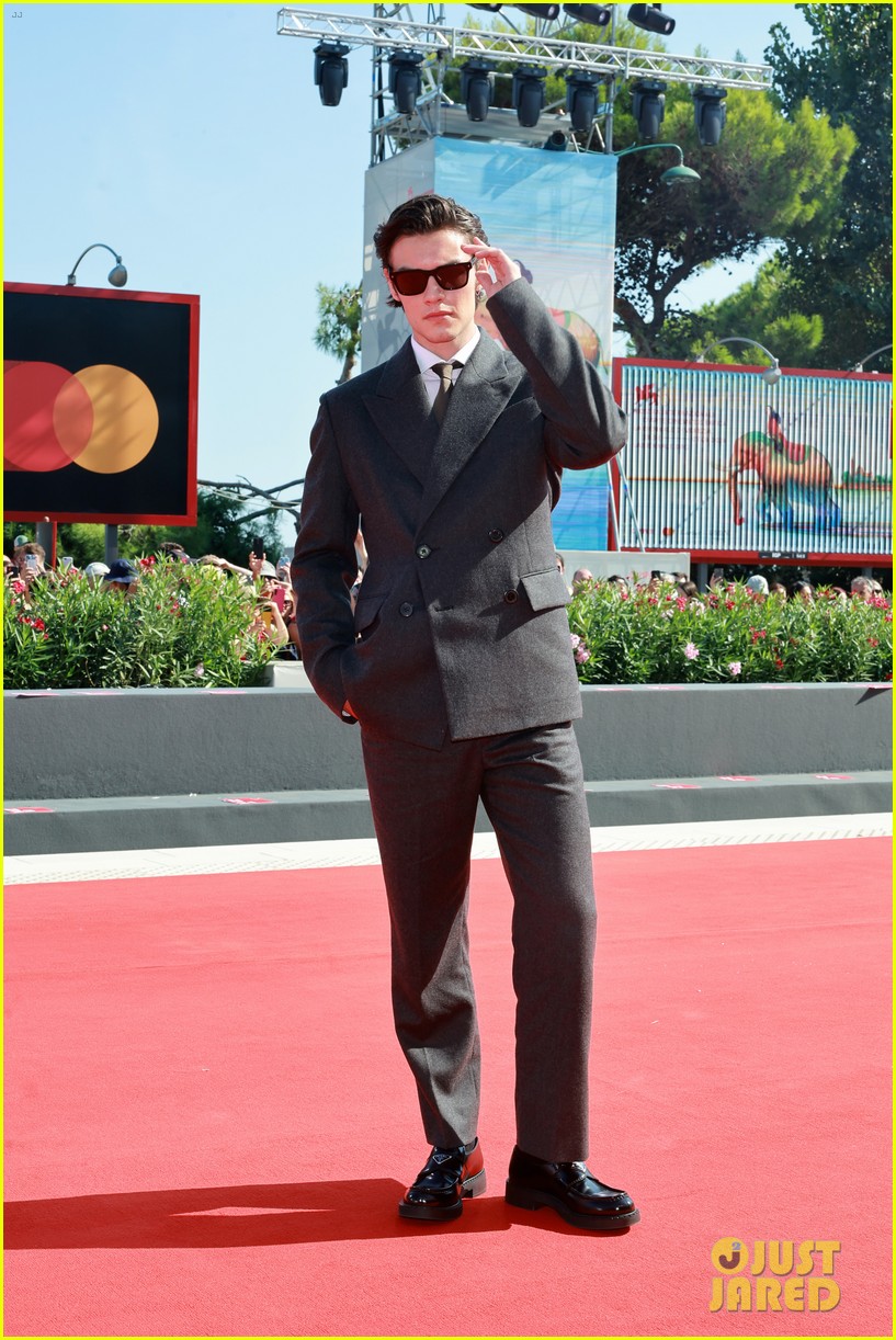 Cate Blanchett & 'Disclaimer' Cast Attend Second Premiere at Venice ...