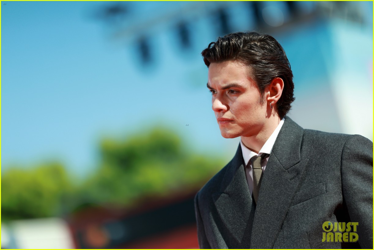 Cate Blanchett & 'Disclaimer' Cast Attend Second Premiere at Venice ...