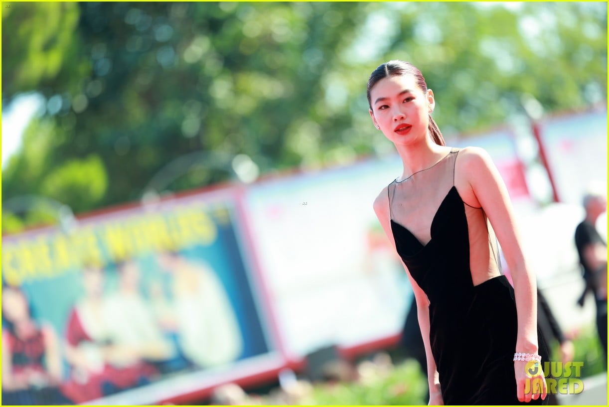 Cate Blanchett & 'Disclaimer' Cast Attend Second Premiere at Venice ...